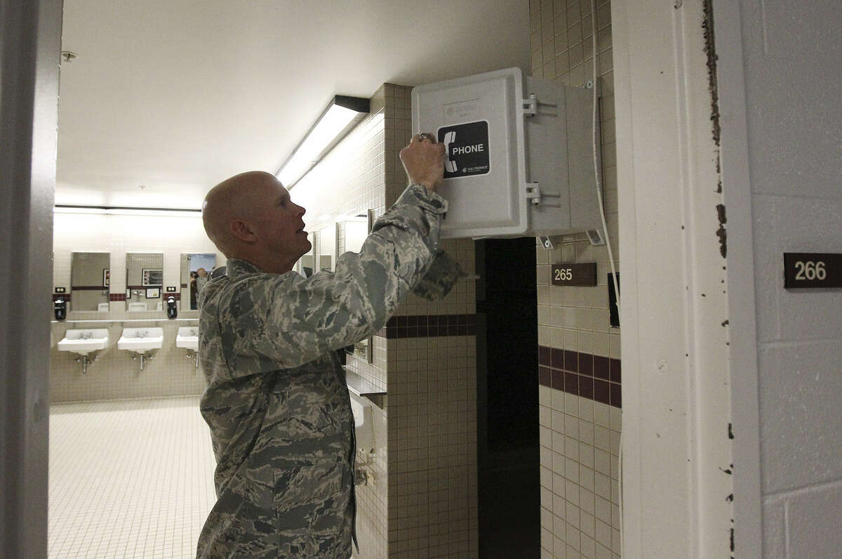 Air Force orders NCOs to train airmen