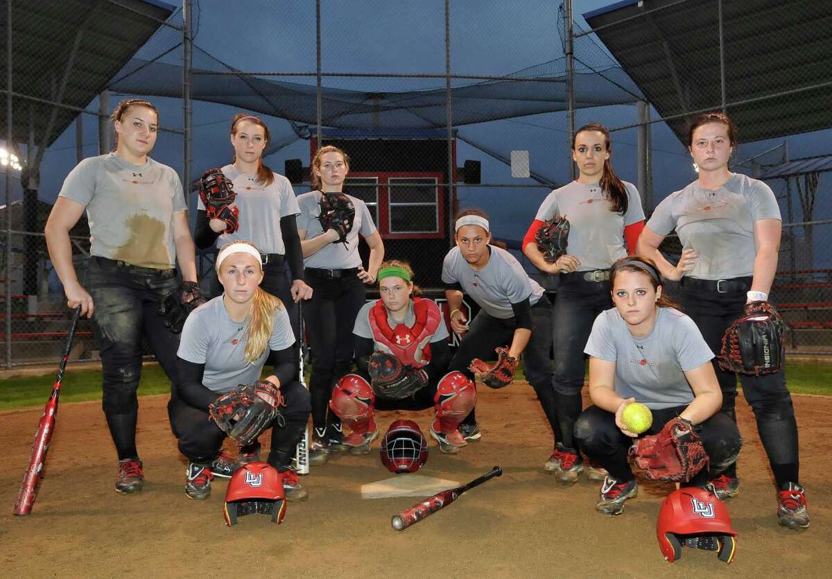 Lamar softball team comes together in first season