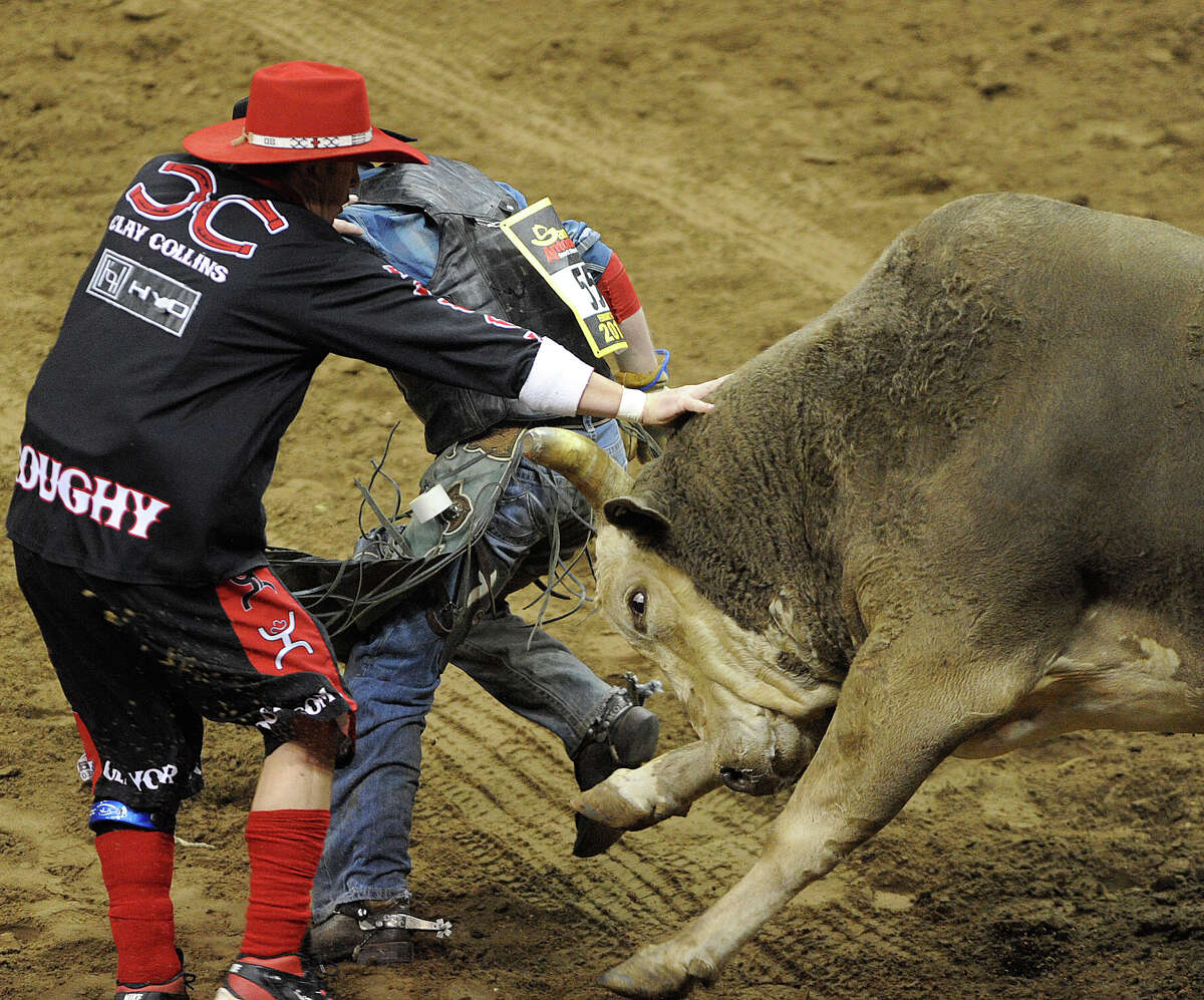 Rodeo cowboys pay high price in injuries
