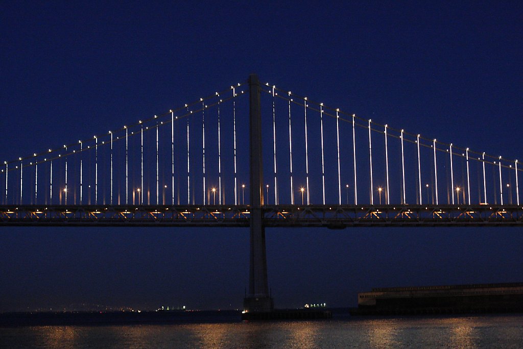 'Bay Lights' dazzles, but symbolism dim