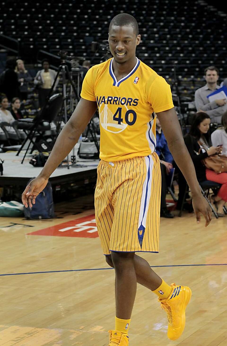 Golden State Warriors' new uniforms, with sleeves