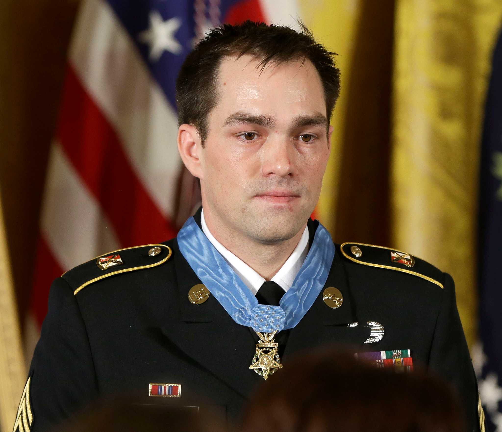 Army veteran receives Medal of Honor for Afghanistan fight