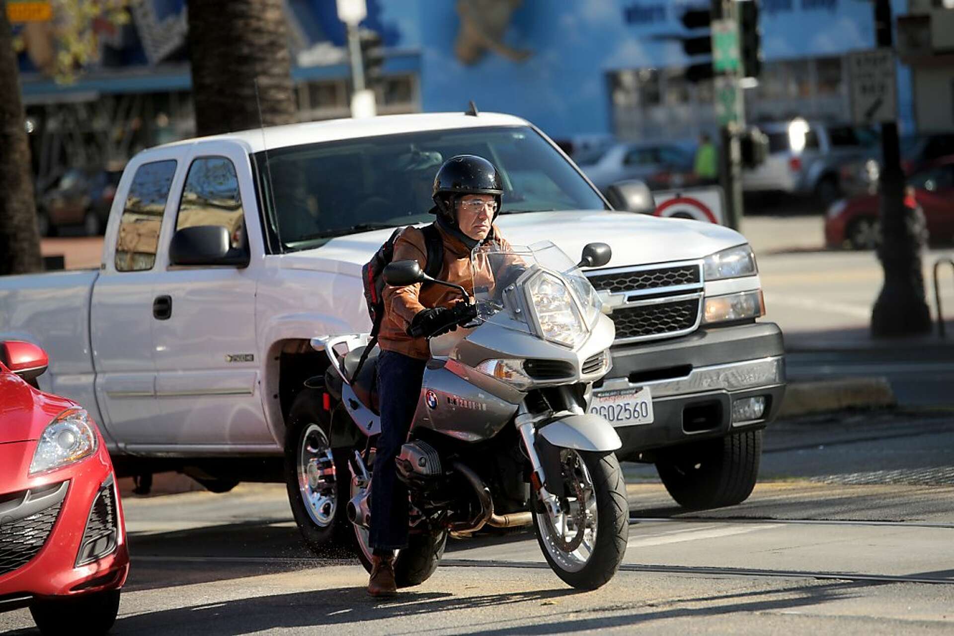 Motorcycle lane-splitting rules unveiled
