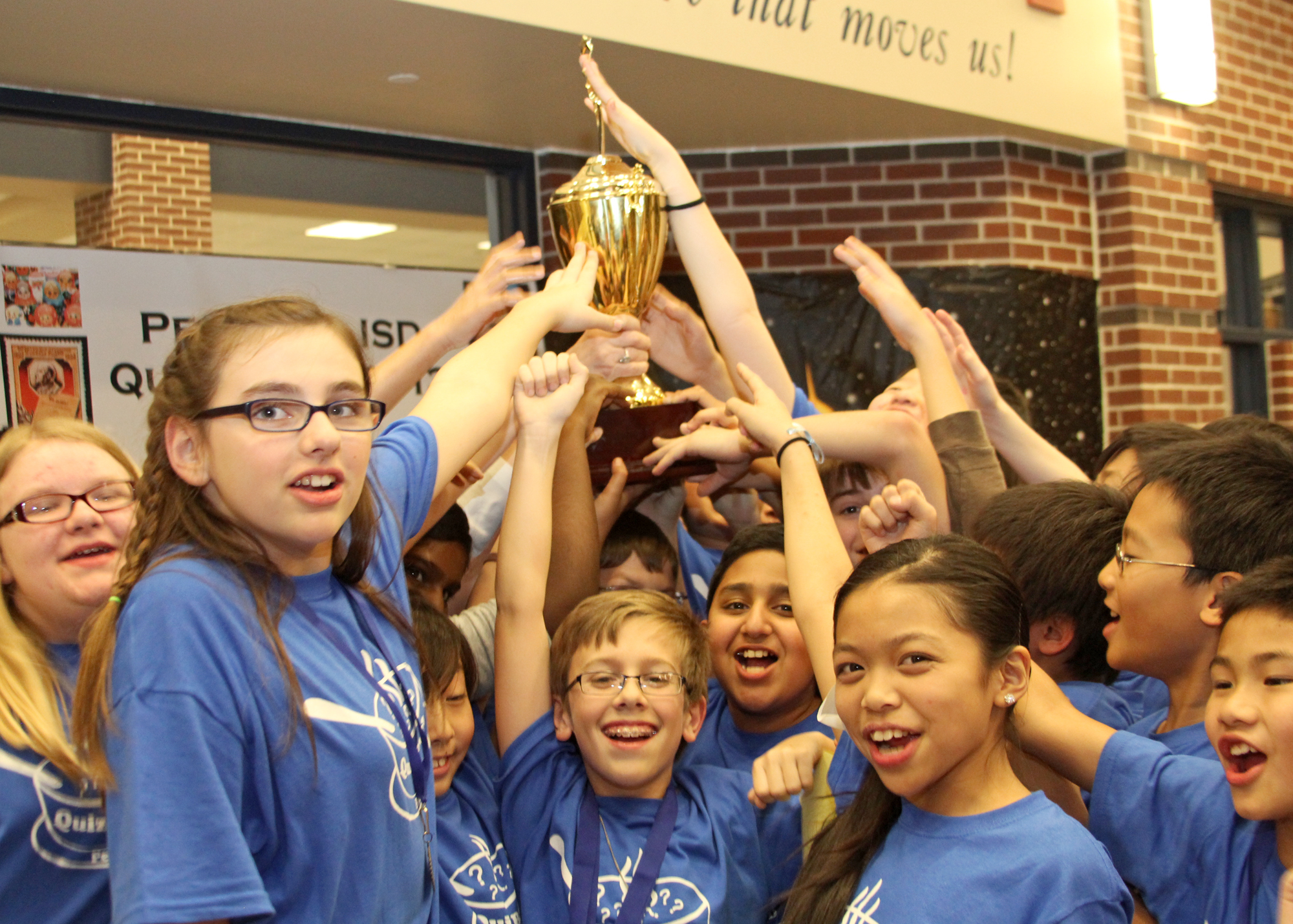 Rogers Middle School students take home Quiz Bowl trophy