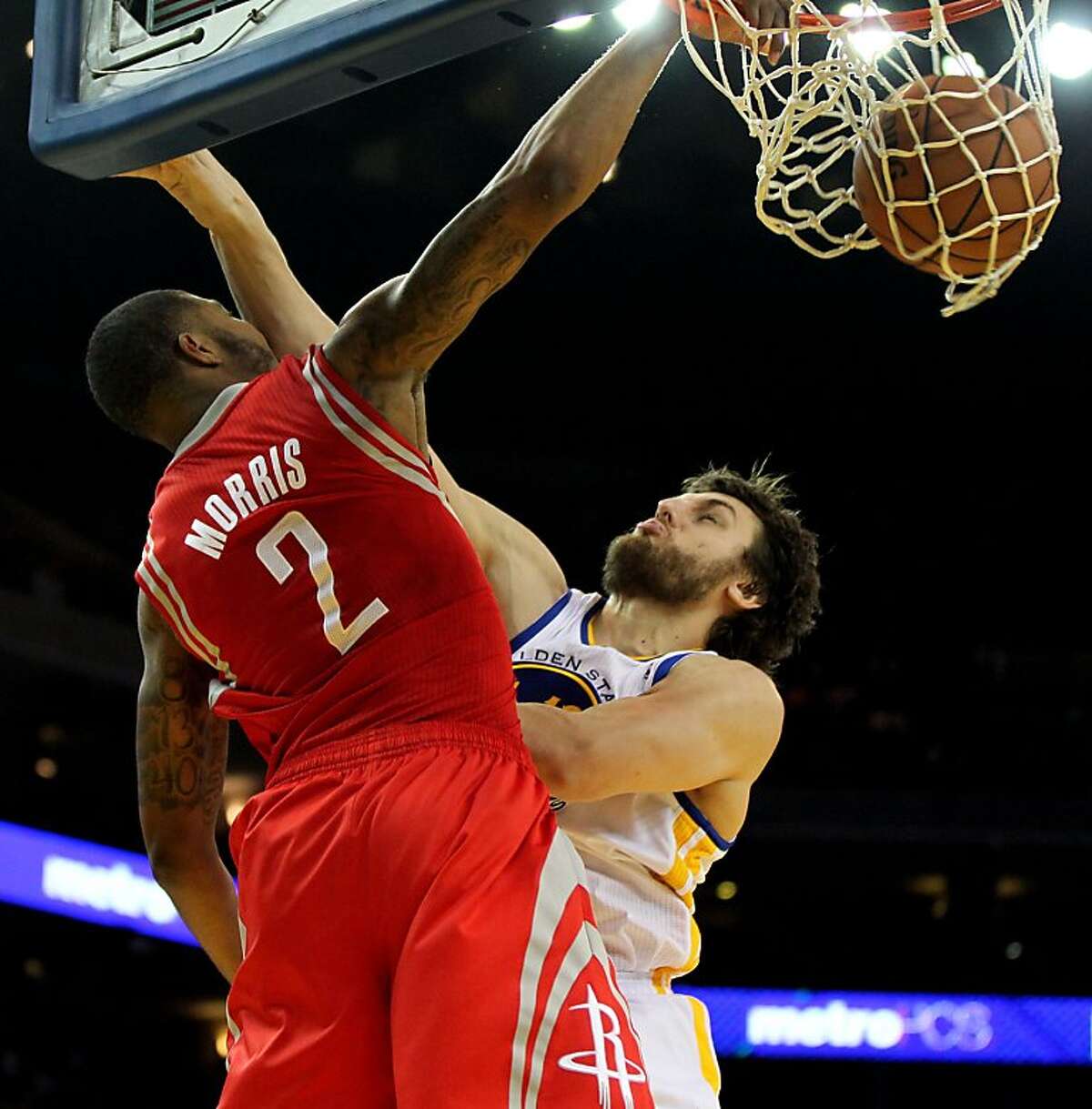 Warriors' skid grows in loss to Rockets