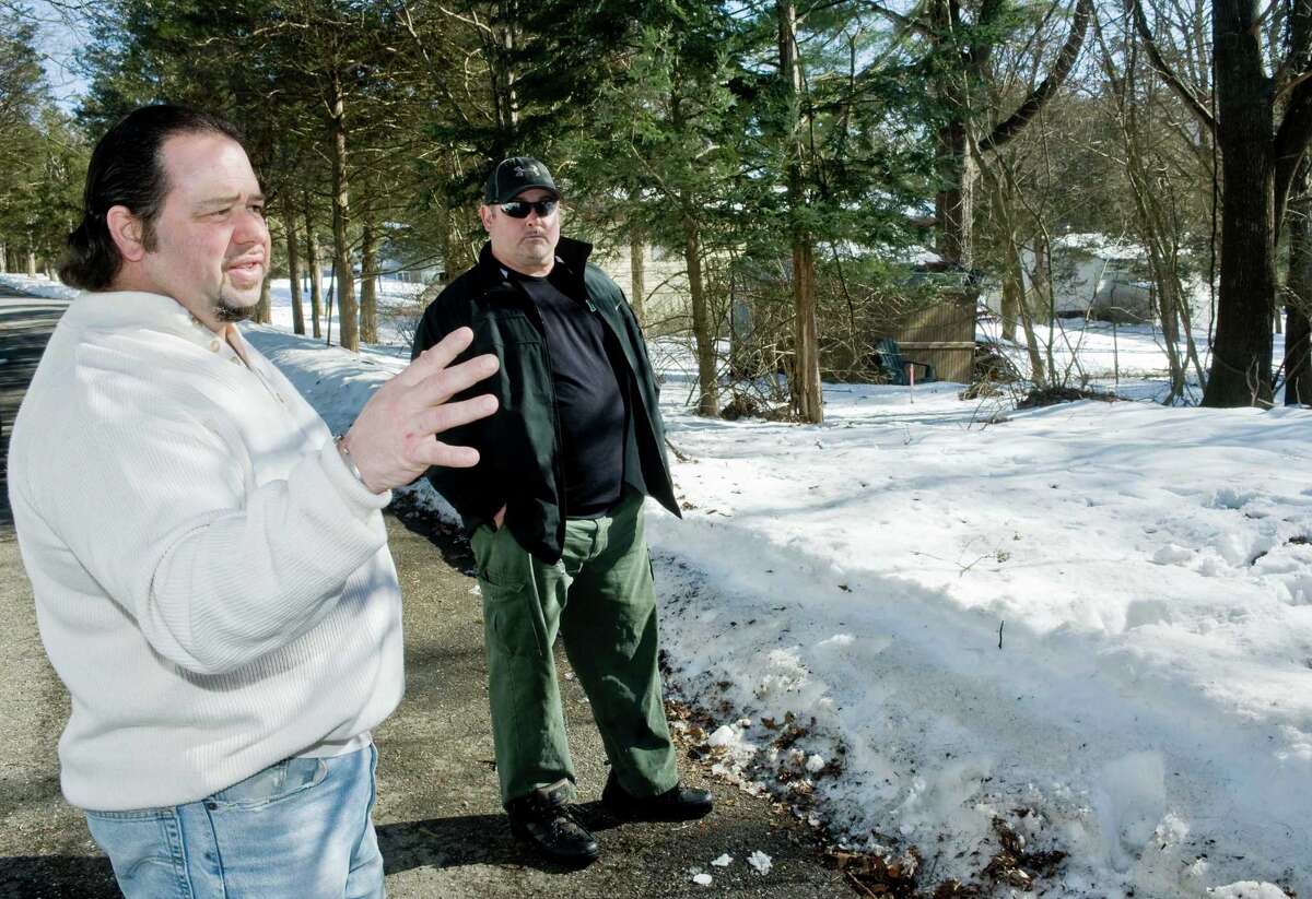 Neighbors wary of Wal-Mart plans