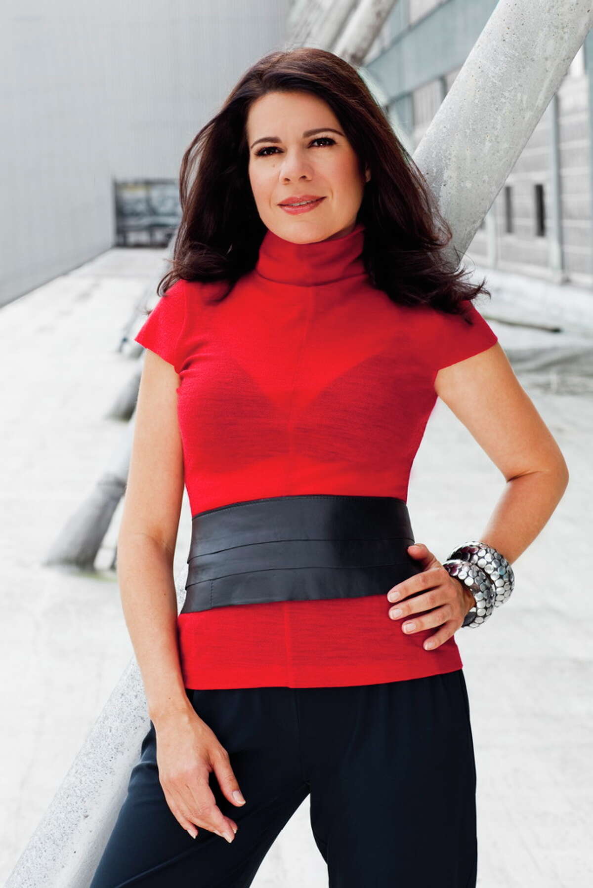 New roles excite soprano Ana María Martínez