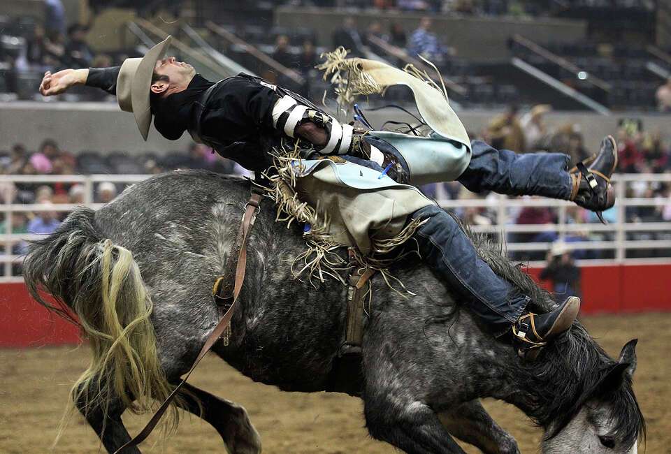 Rodeo cowboys pay high price in injuries