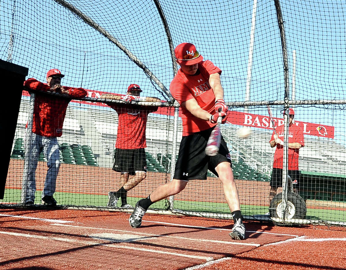 Lamar baseball kicks off season tonight