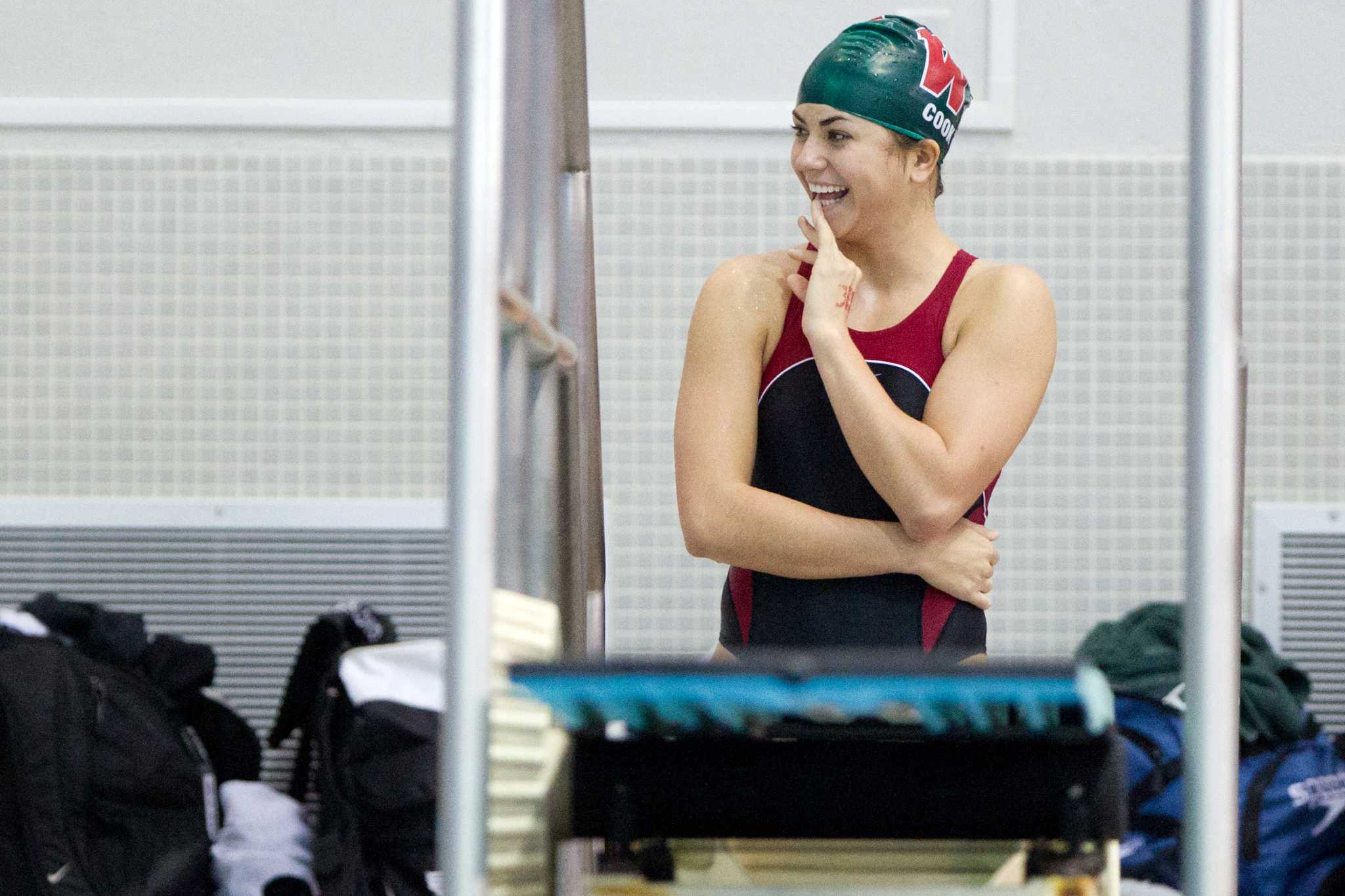 Olympic hopeful Cook puts injury behind her, dives back in to sport