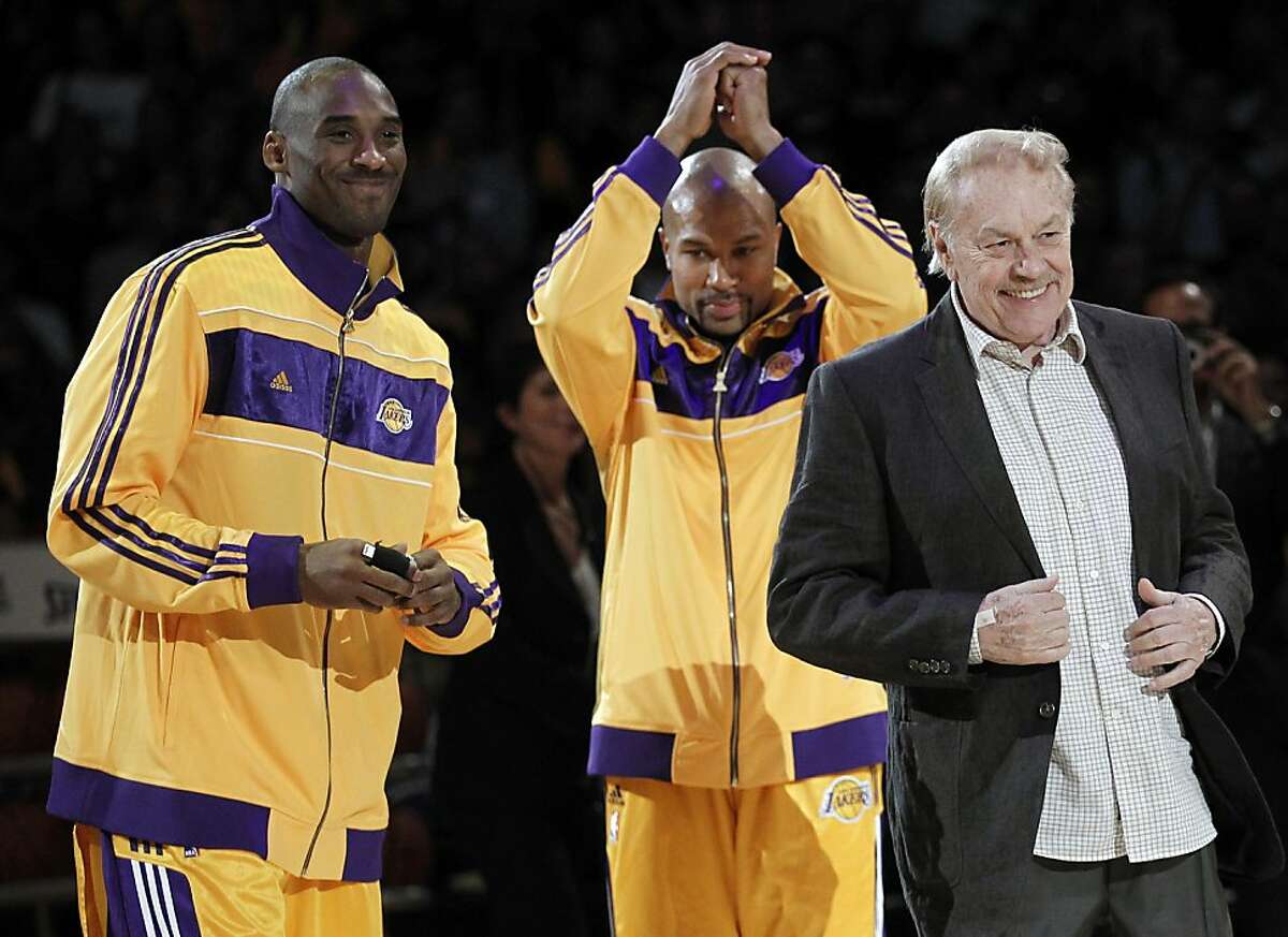 Lakers' owner Jerry Buss dies at 80