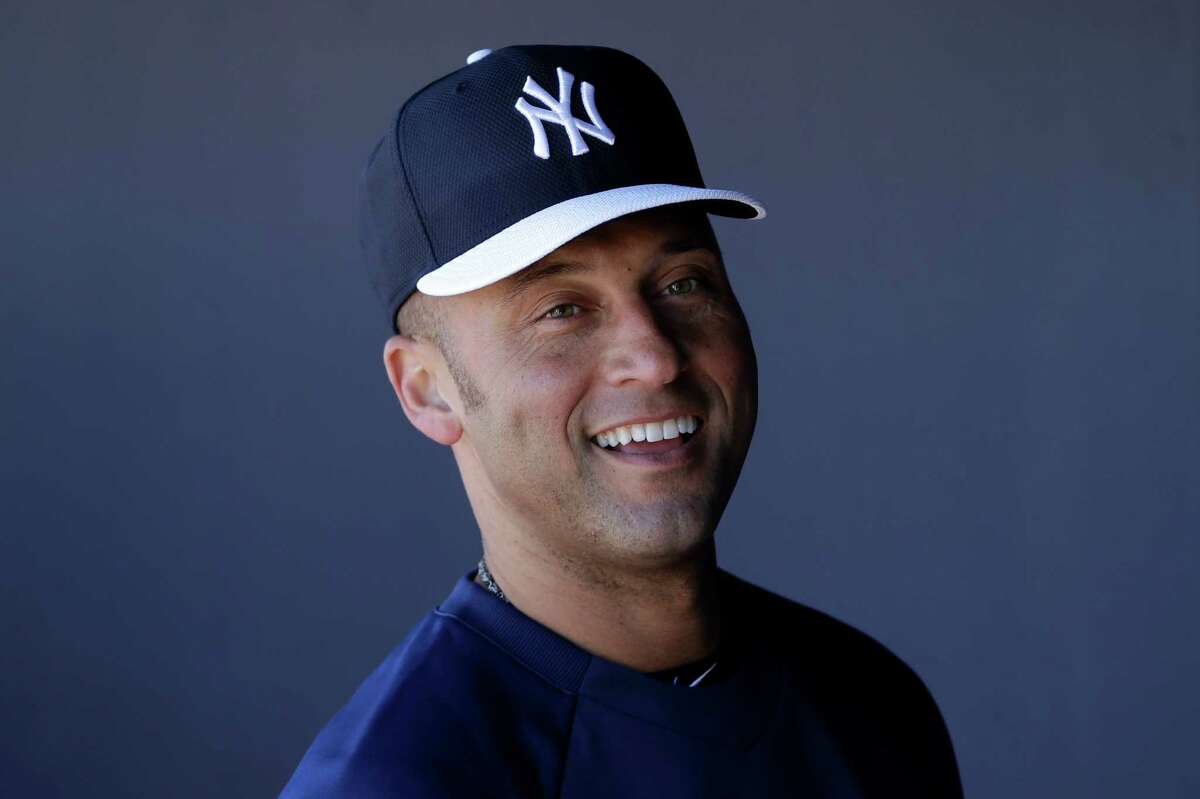 Jeter joins in drills