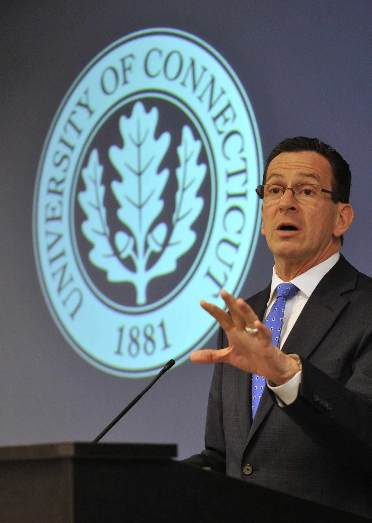 UConn Stamford to expand, build student housing