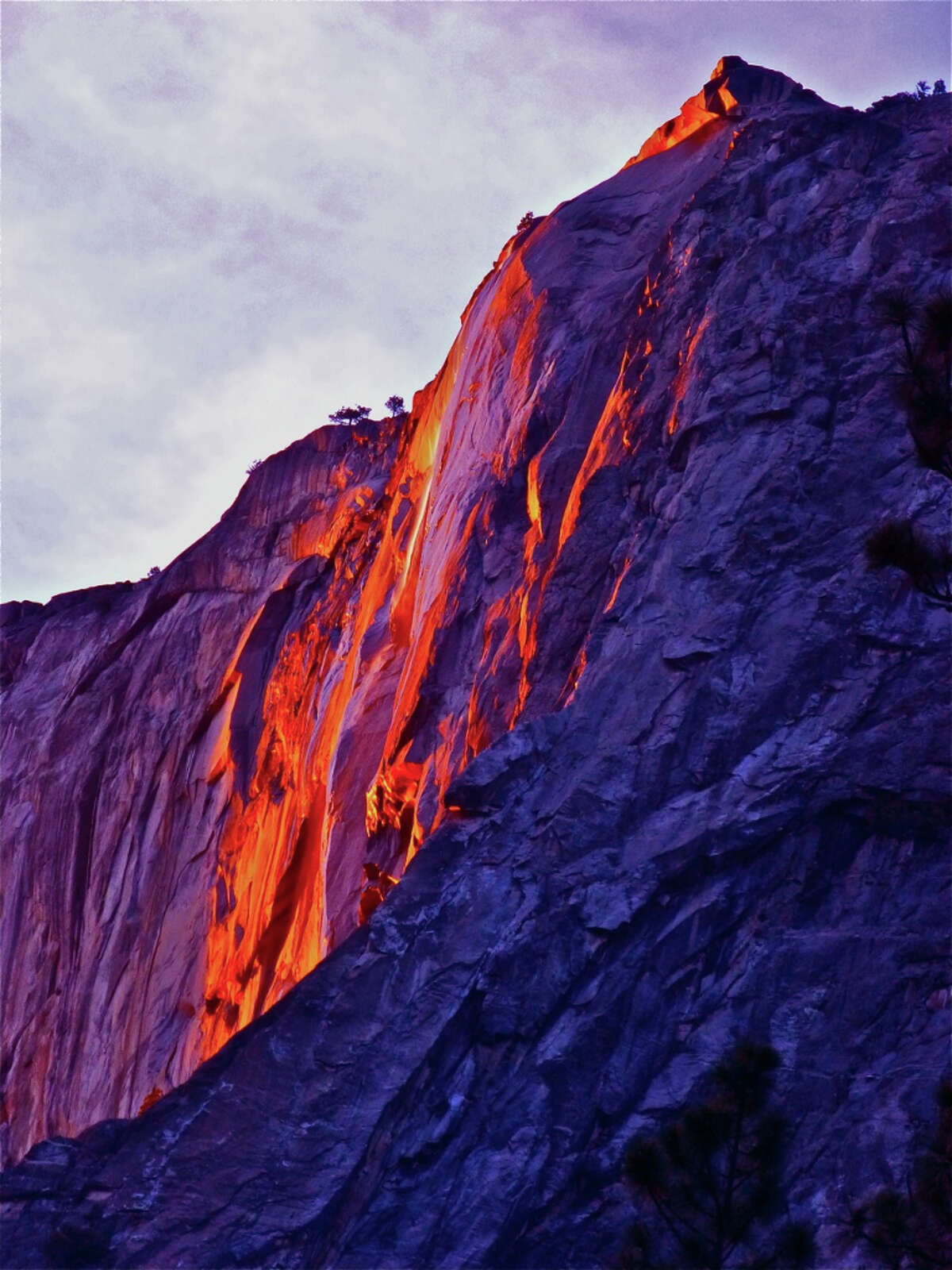 You'll need to book ahead to see Yosemite's famous firefall this year