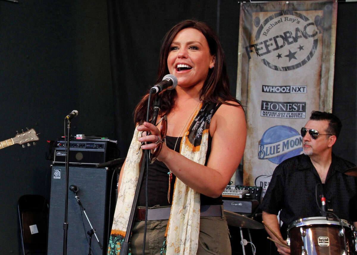 Rachael Ray looks to sell Hamptons home for $4.9M