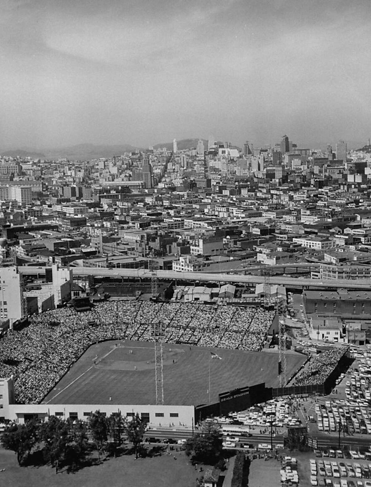 Happy Giants Opening Day! Historic pictures of baseball in S.F.