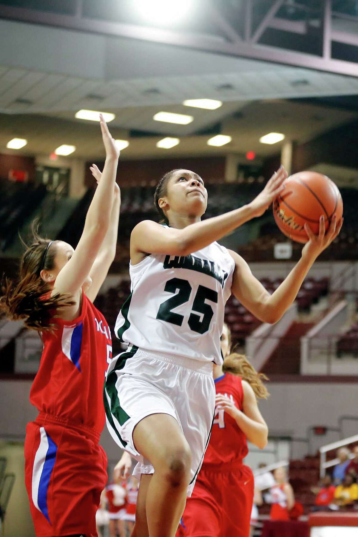 Tomball reaches Region III-4A final; Lamar Cons. falls