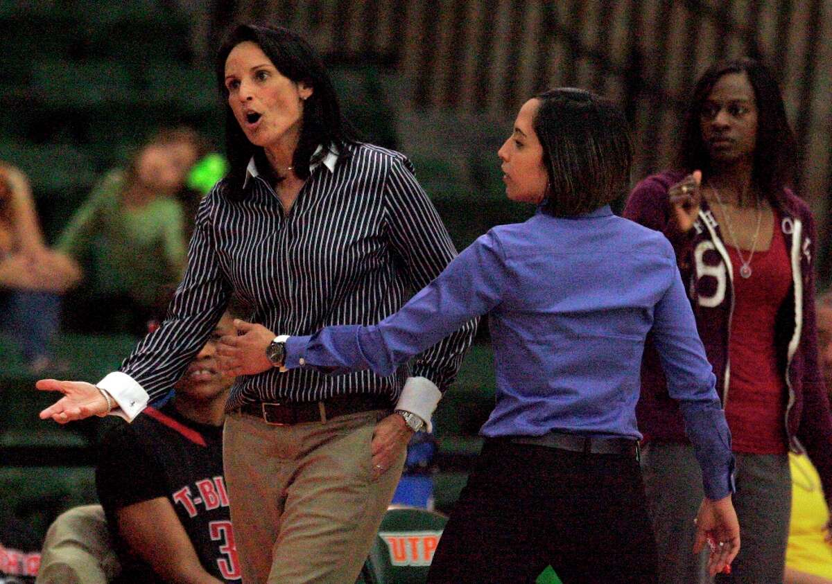 Steele earns state berth by fighting through Wagner