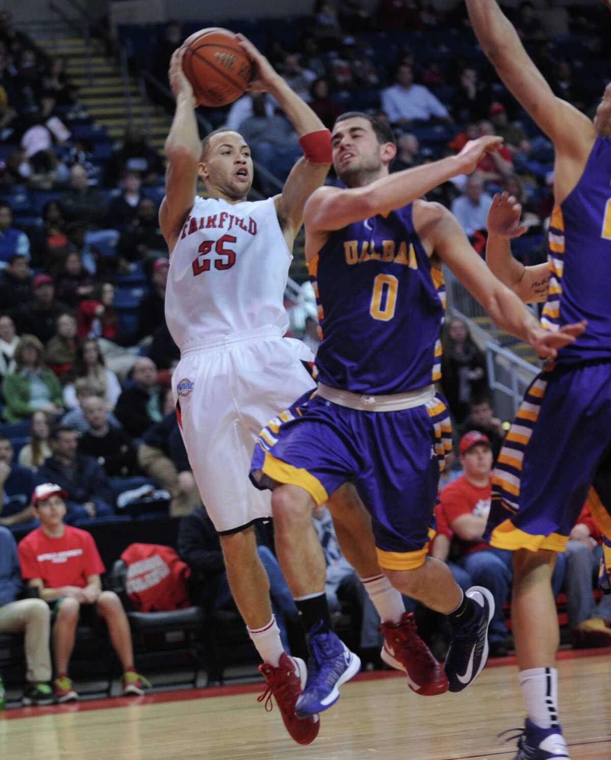 Stags show little in BracketBuster loss to Albany