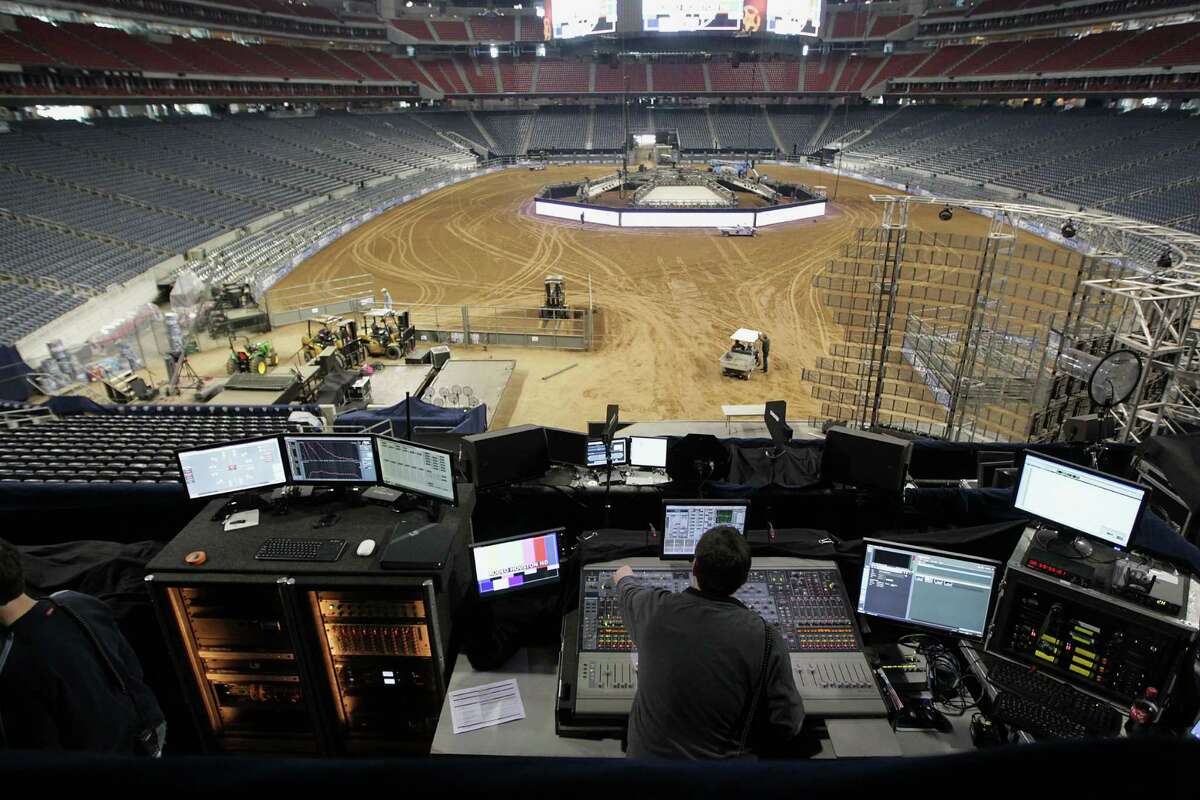 Extra day enhances rodeo fun this year
