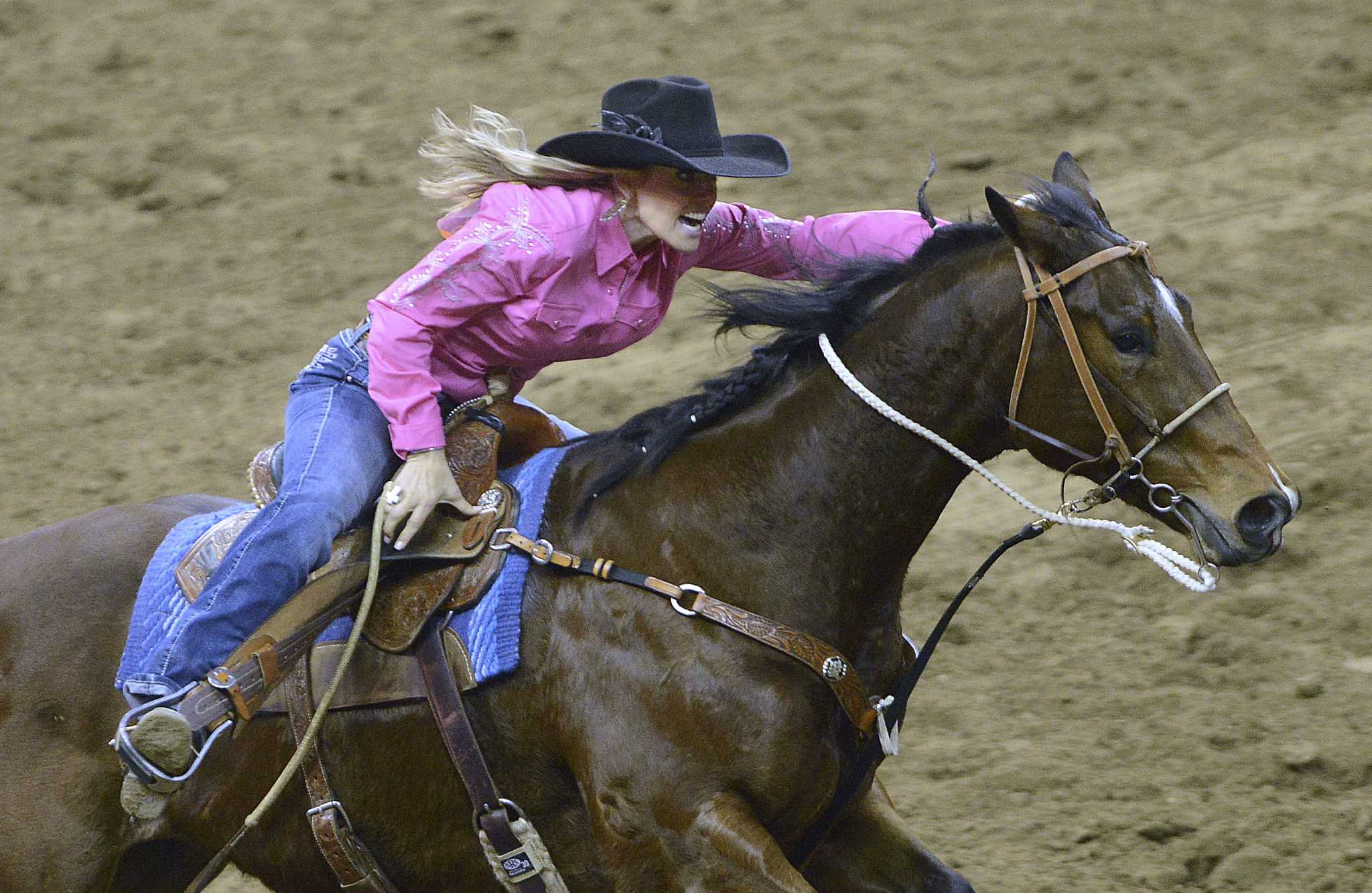 A Brazile wins at S.A. Rodeo, but it's Trevor's wife Shada
