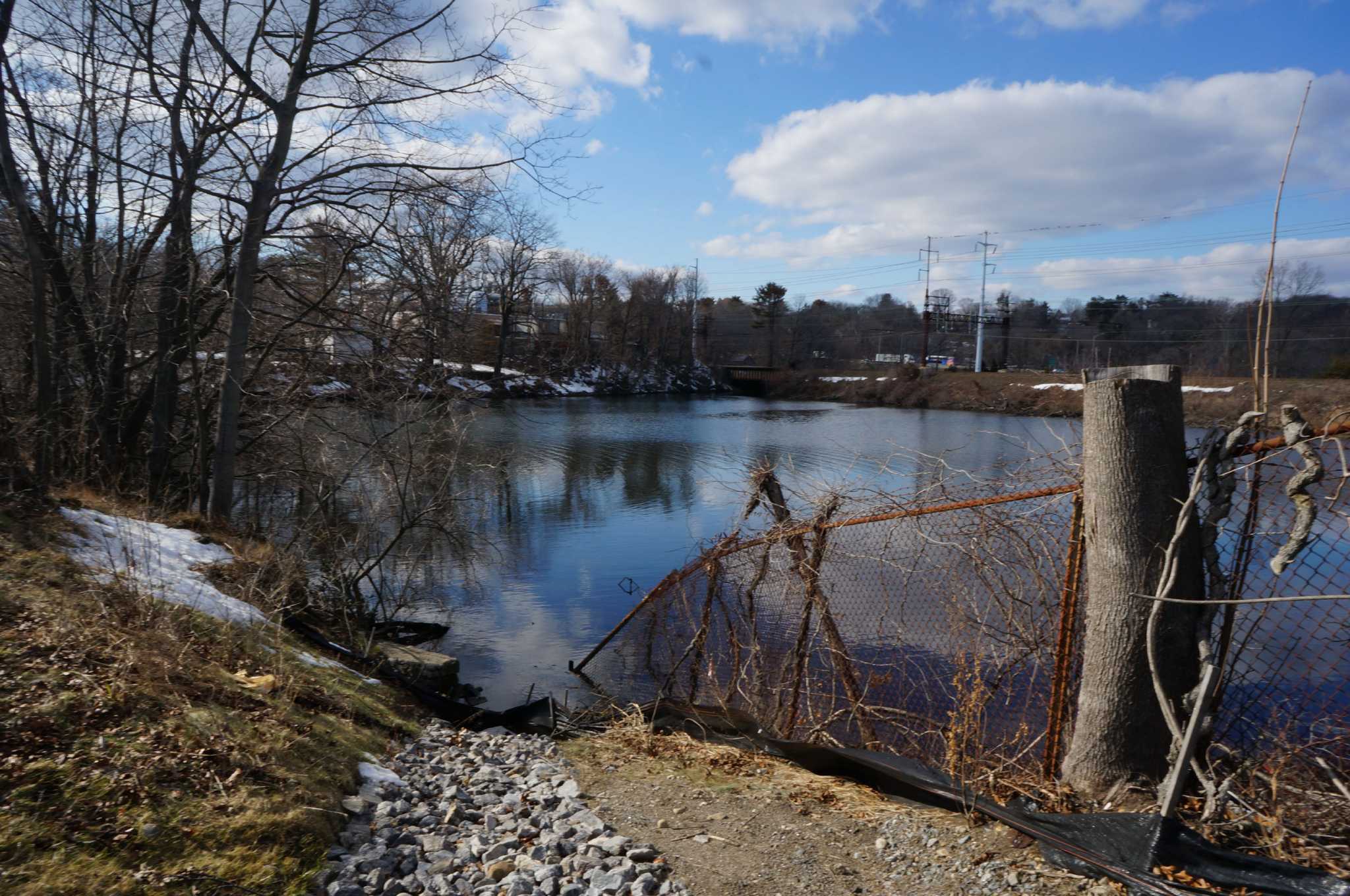 RTM members question state actions on Mill River cleanup