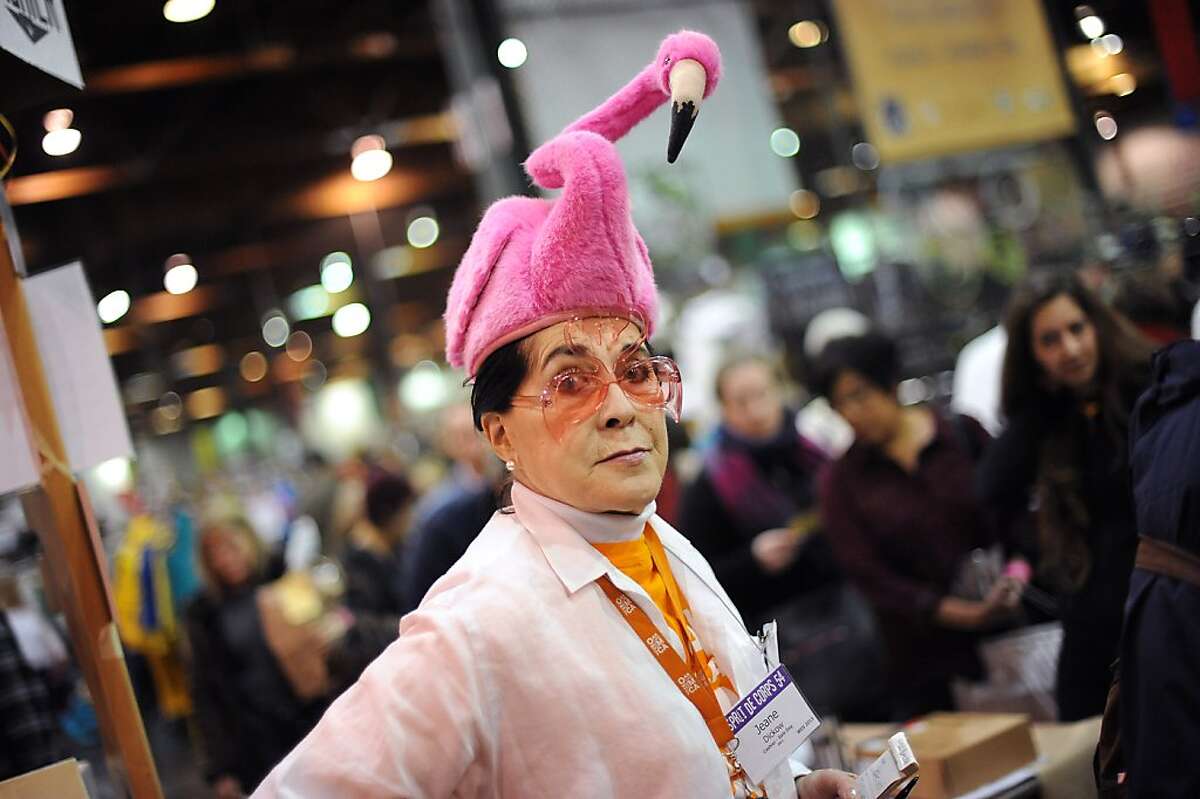Herd of shoppers at White Elephant Sale