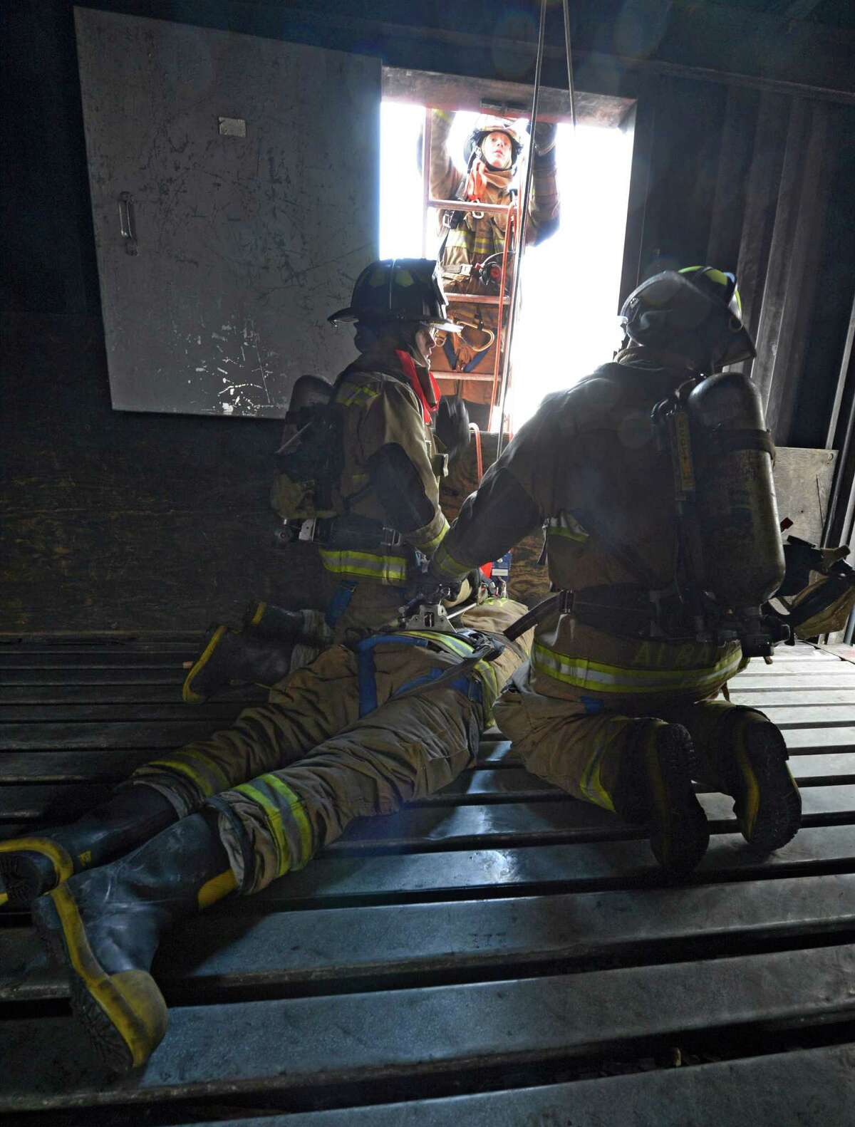 Photos:Firefighter training