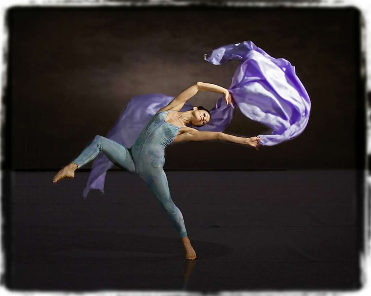 SpectorDance's 'Ocean': Science meets art