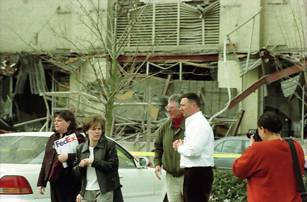 Nisqually earthquake 2001: Previously unpublished photos