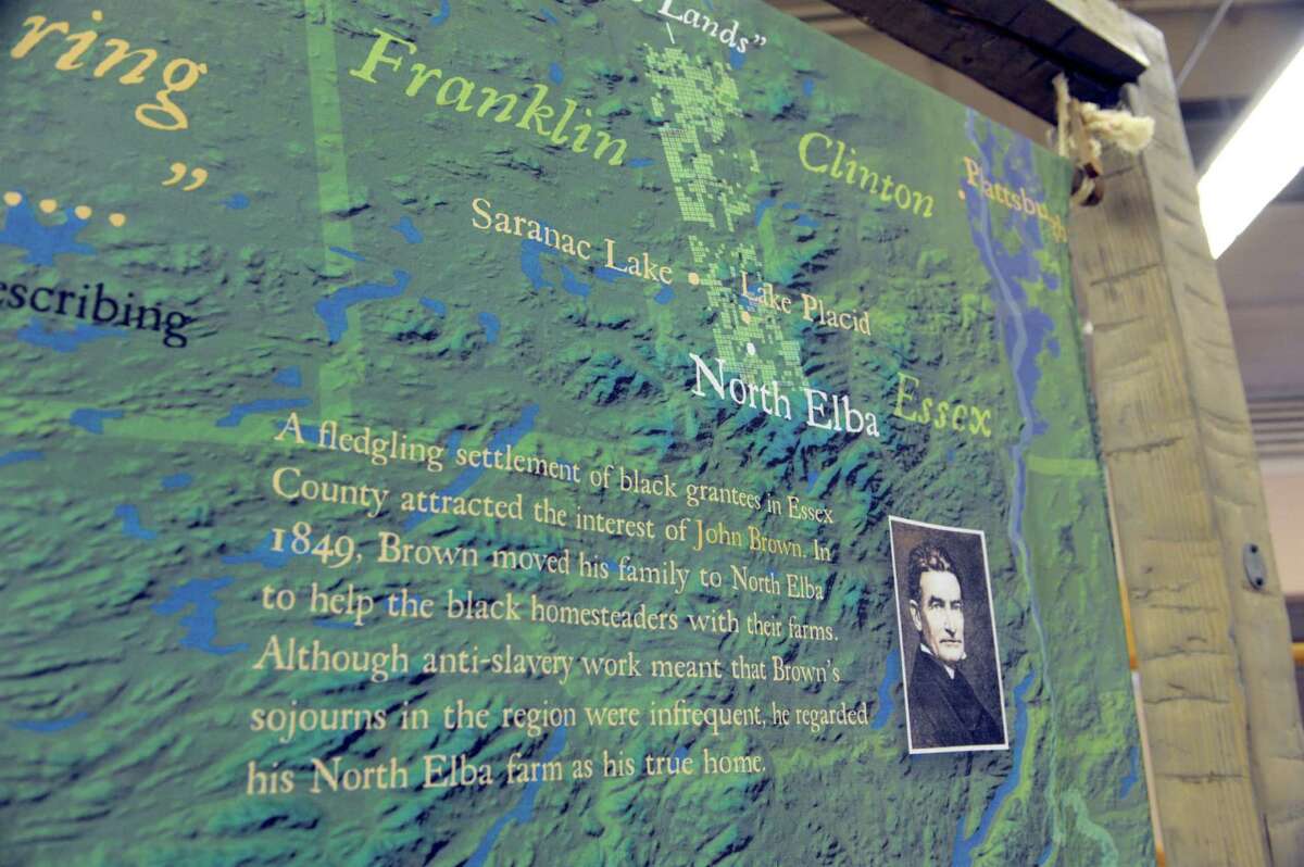 Exhibit unveils dichotomy