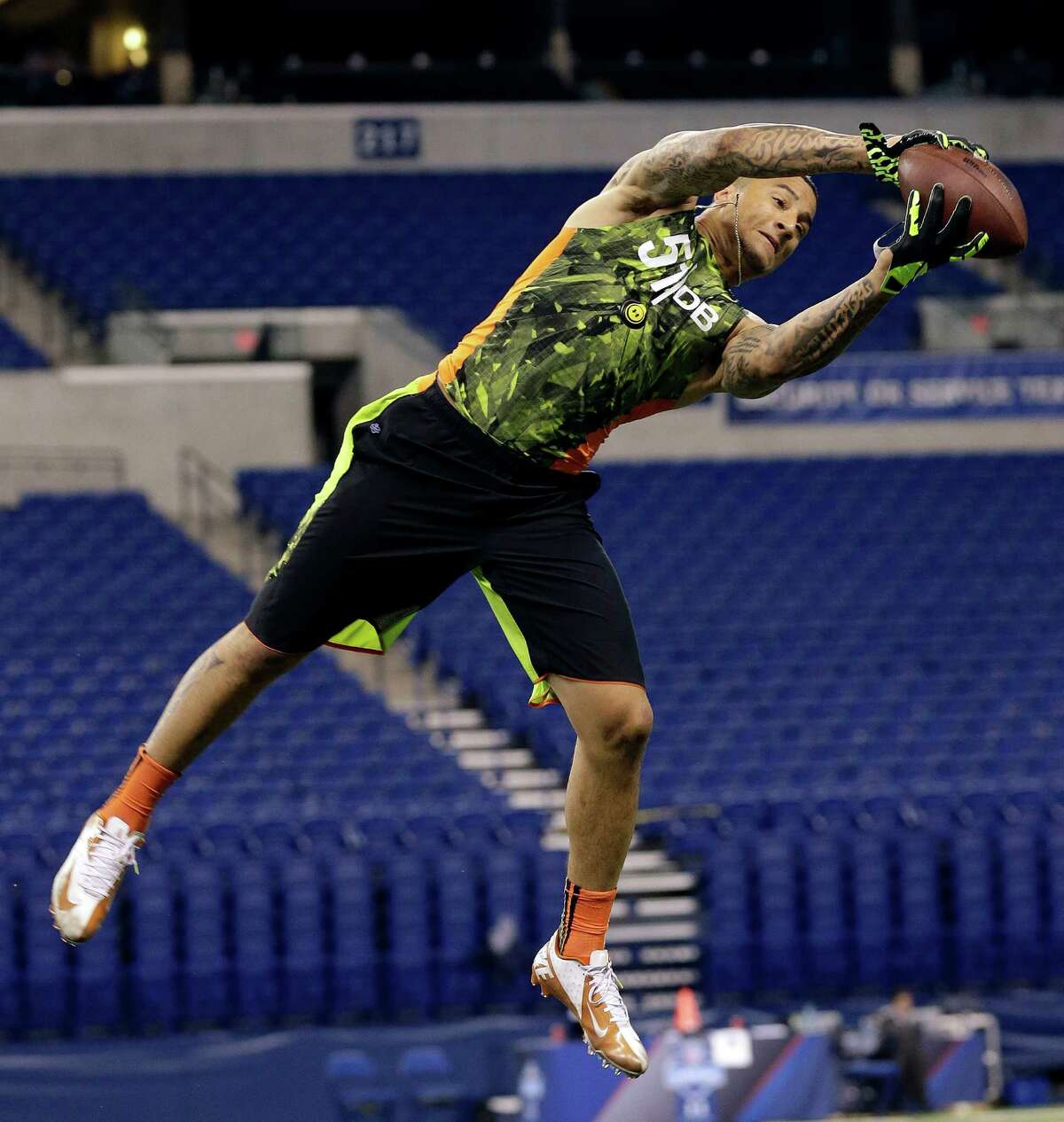 UT's Vaccaro, Dallas may end up a fine fit