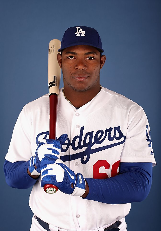 Major-league baseball news, Feb. 27