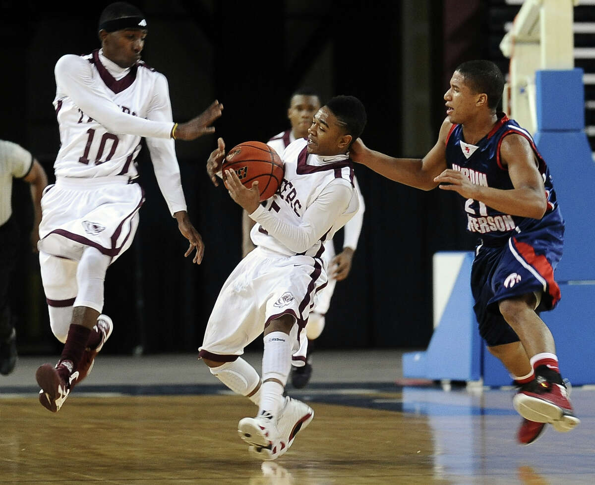 Super Gold boys and girls basketball teams