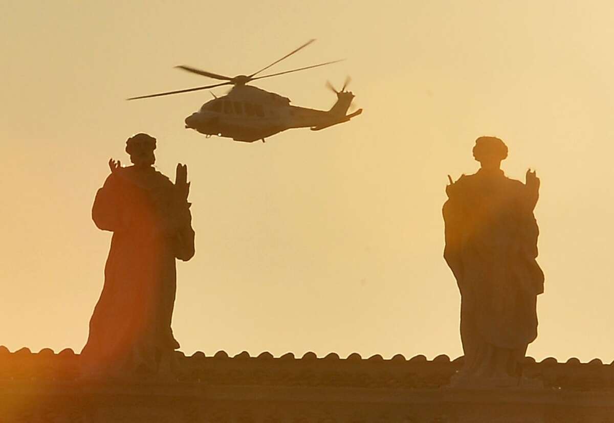 Pope embarks on 'last leg of pilgrimage'