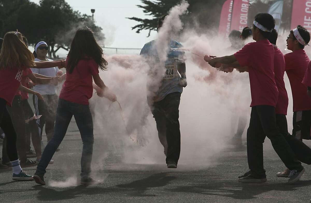 Color Run attracts casual athletes