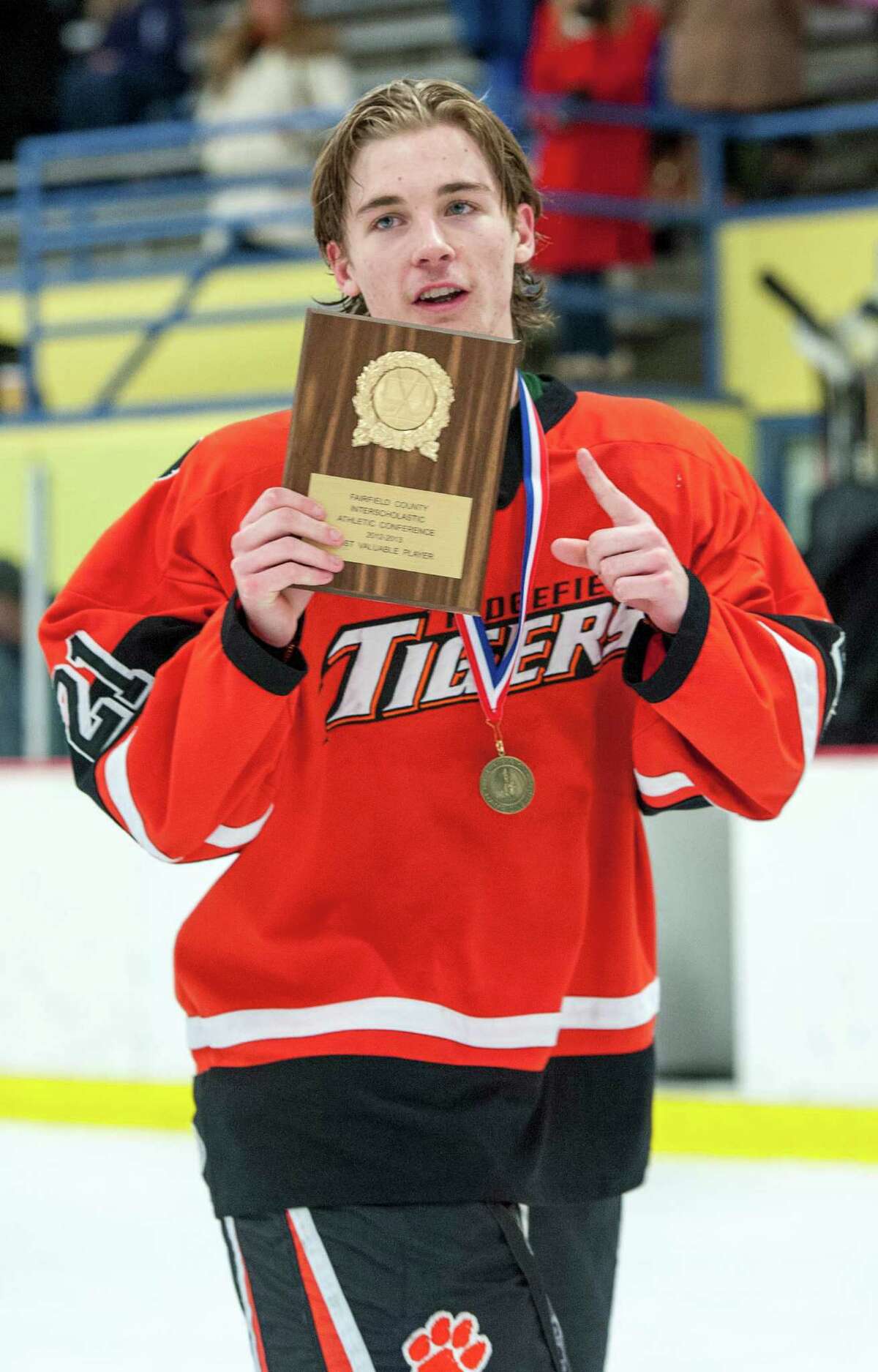 Ridgefield repeats as FCIAC boys hockey champions