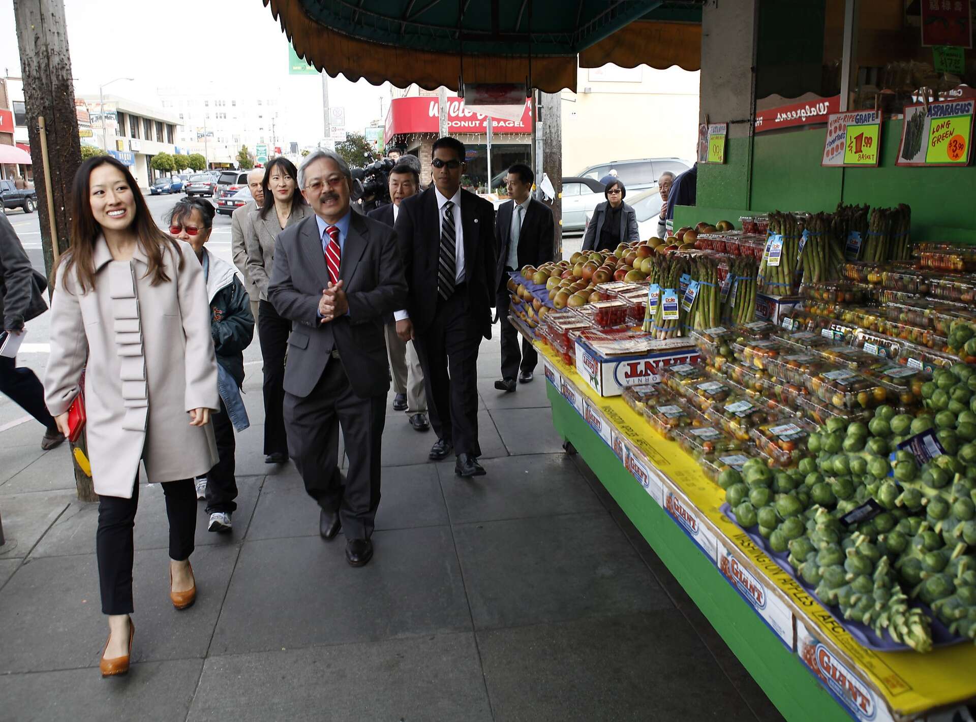 Katy Tang targets Muni mid-trip switches