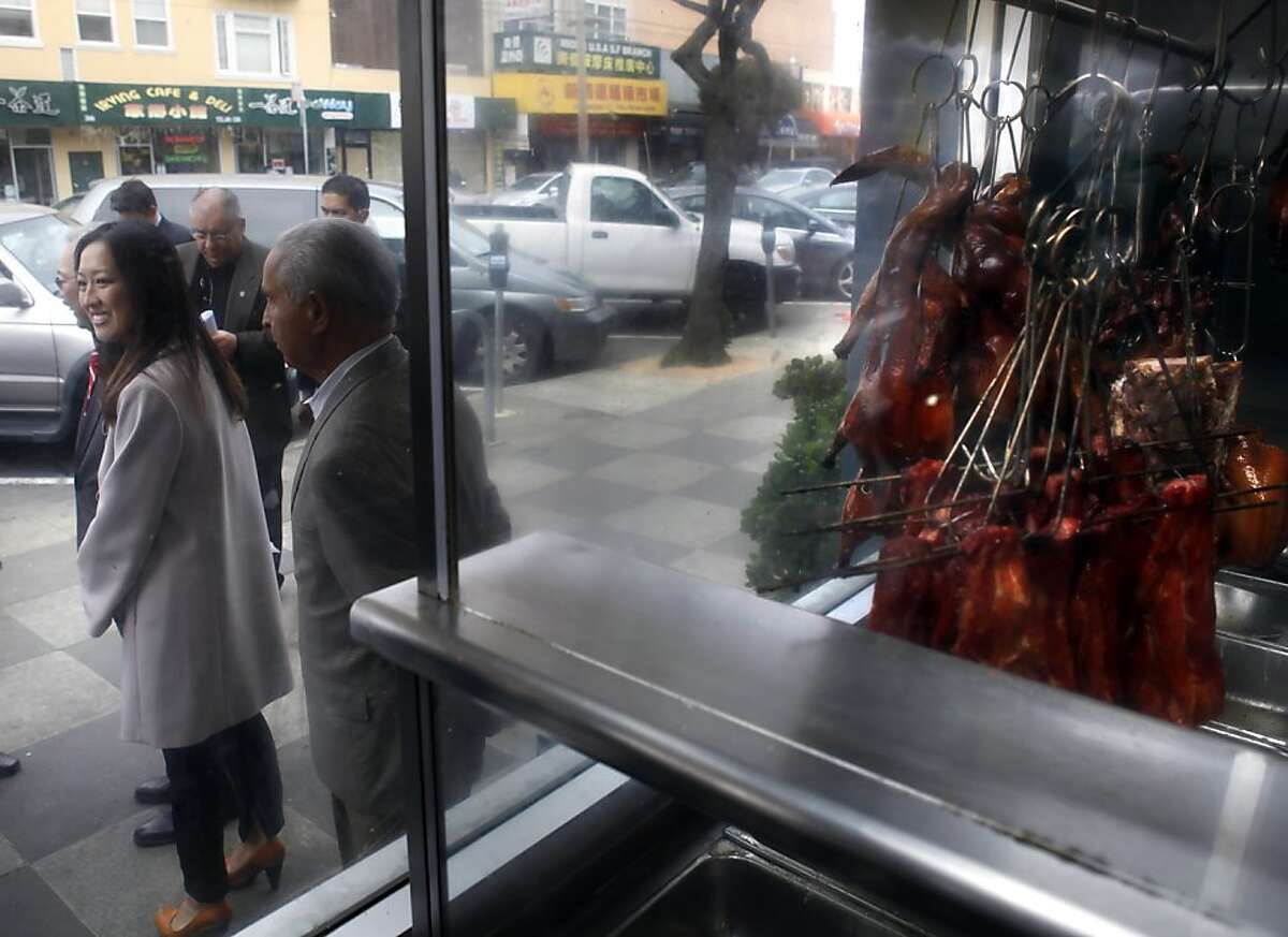 Katy Tang targets Muni mid-trip switches