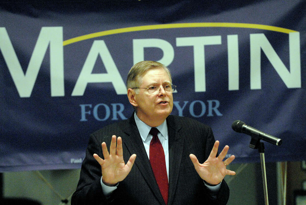 Martin kicks off mayoral campaign