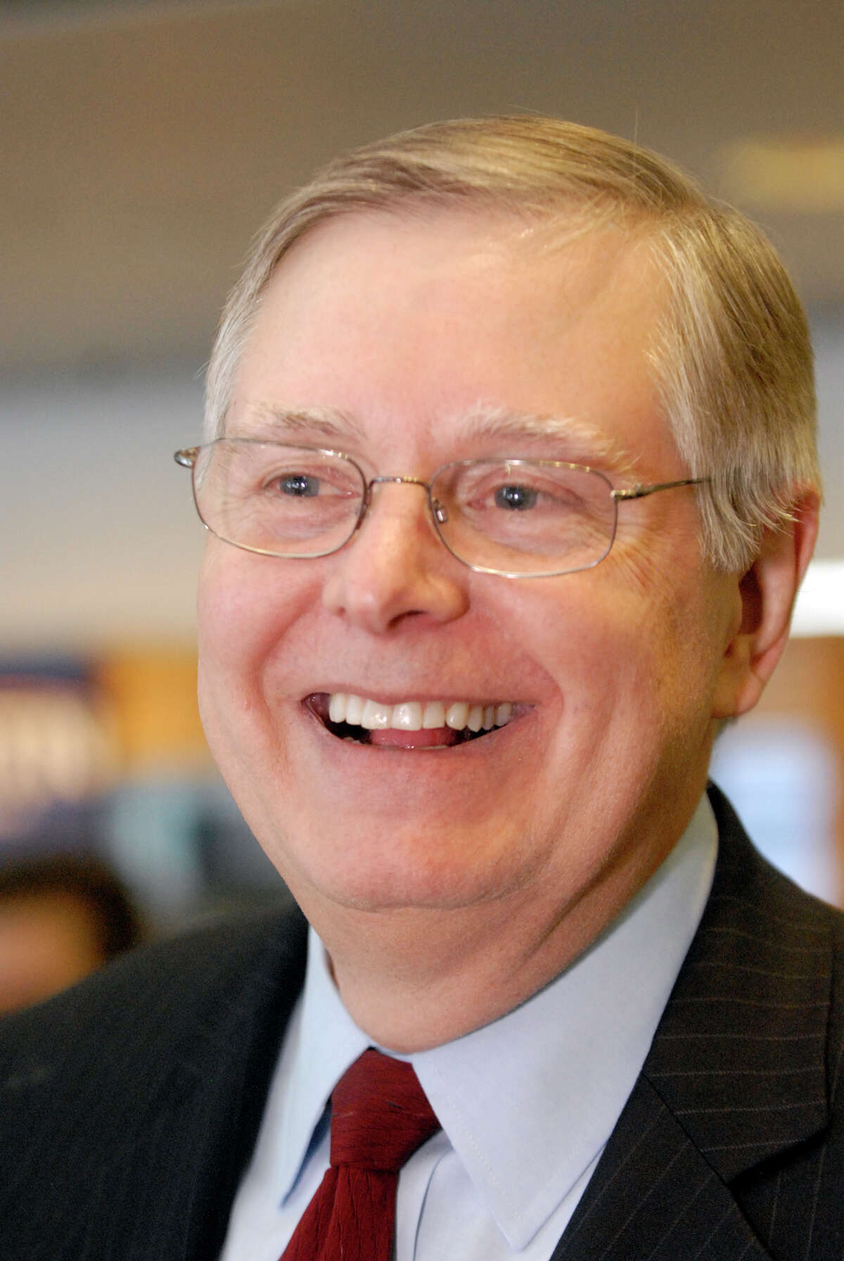 Martin kicks off mayoral campaign