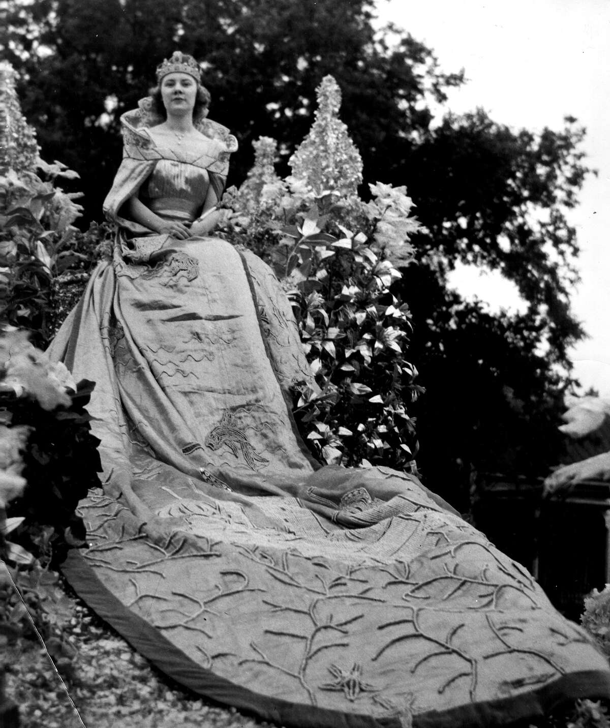Hey San Antonio, where was Queen Antonio?