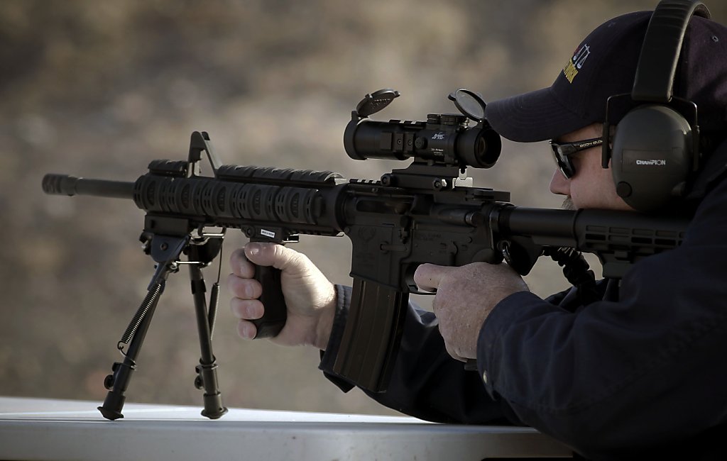 Stolen SF police rifle found in Oakland