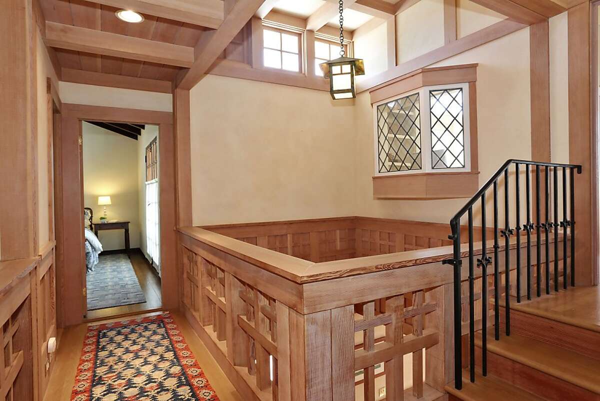 Piedmont craftsman features custom features, central location