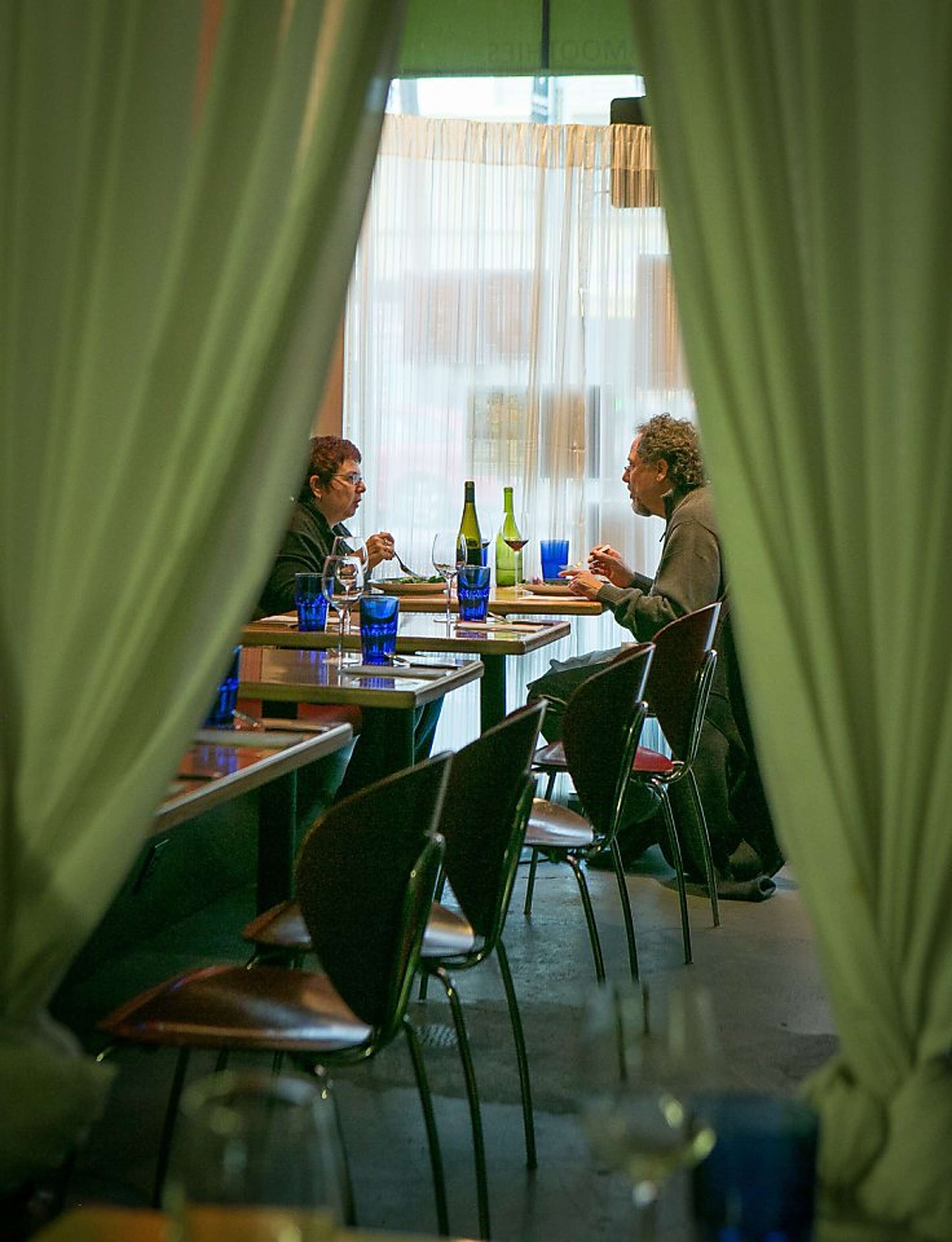 Roxy's Cafe: star chef, eclectic menu