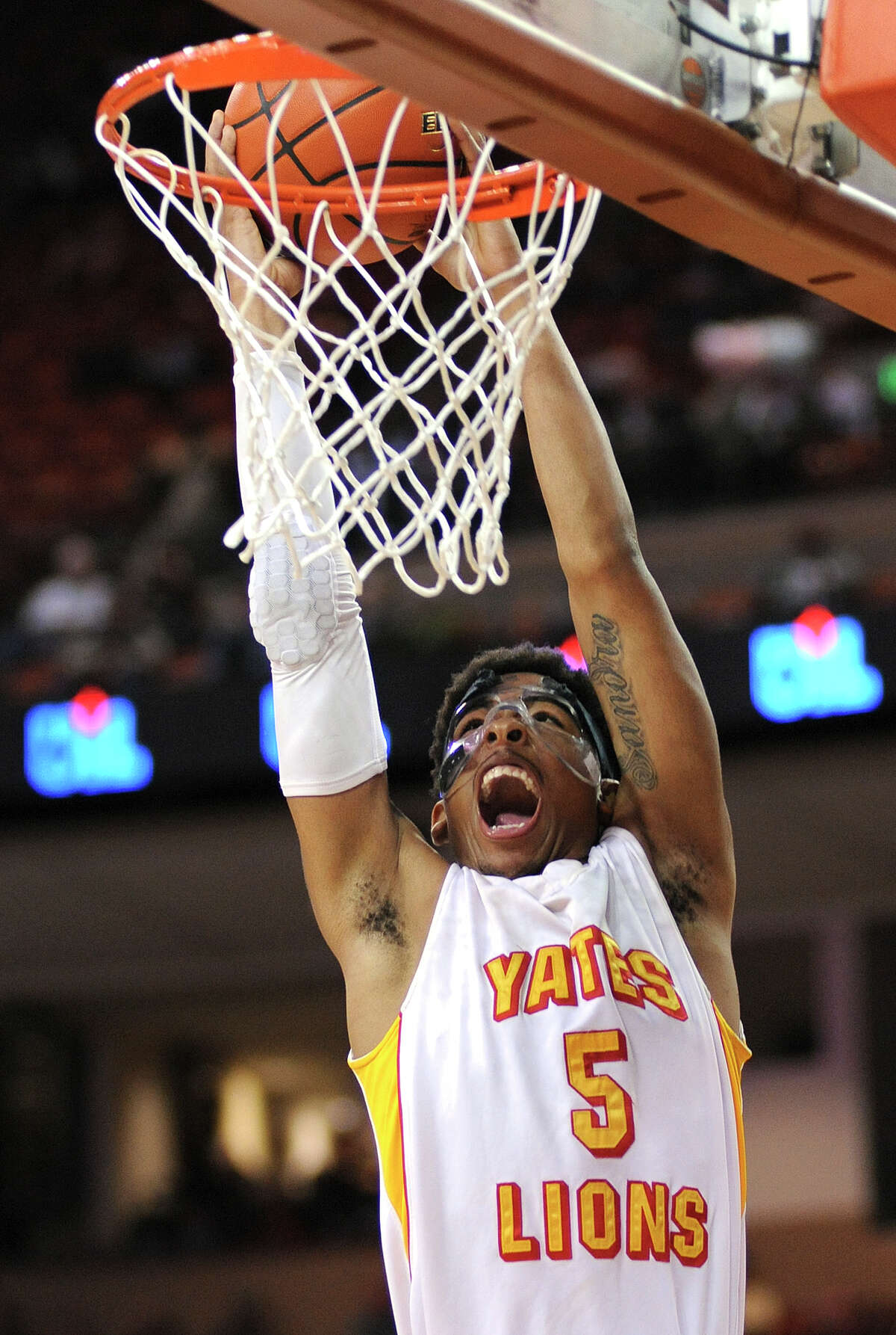 Yates tops Brookshire Royal to reach boys 3A state title game