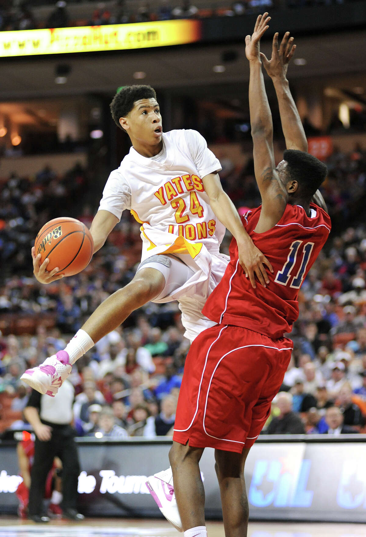 Yates tops Brookshire Royal to reach boys 3A state title game