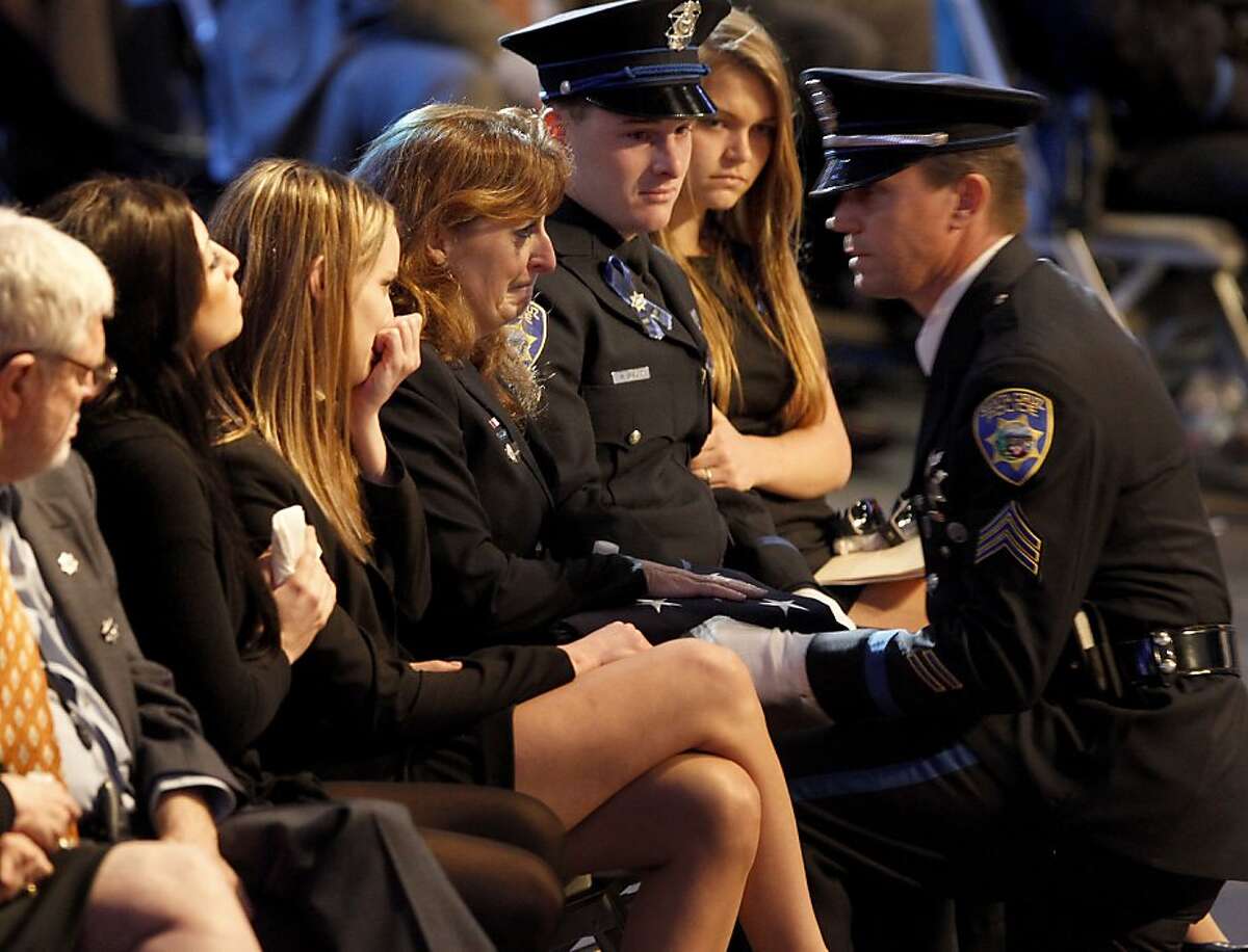 Slain Santa Cruz officers eulogized