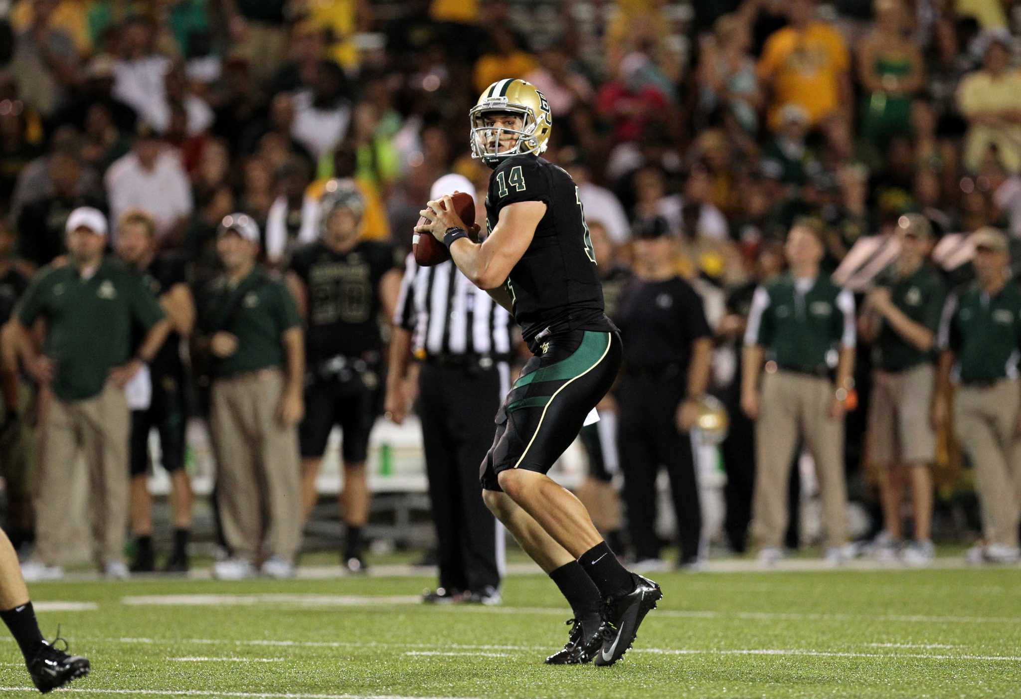 'Physical' Petty brings different dynamic to Baylor QB job