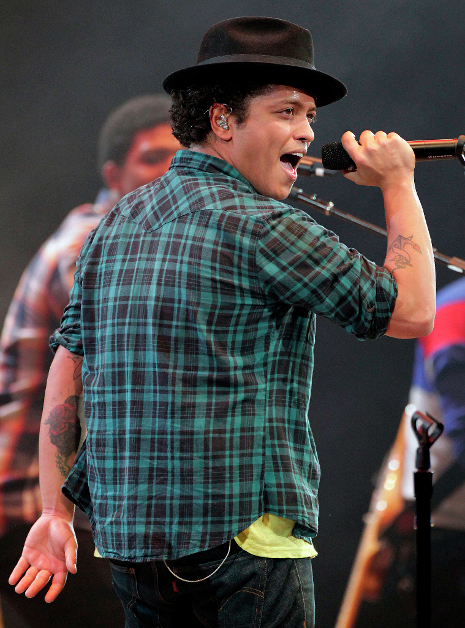 Bruno Mars: Breaking down his superstar appeal